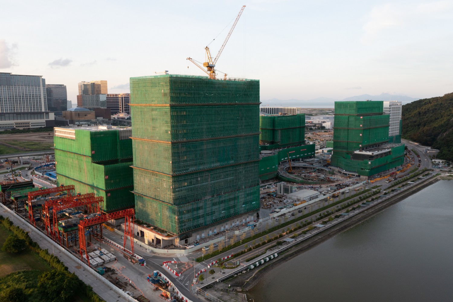 Island Health Care Complex, the Central Laboratory Building - Main ...